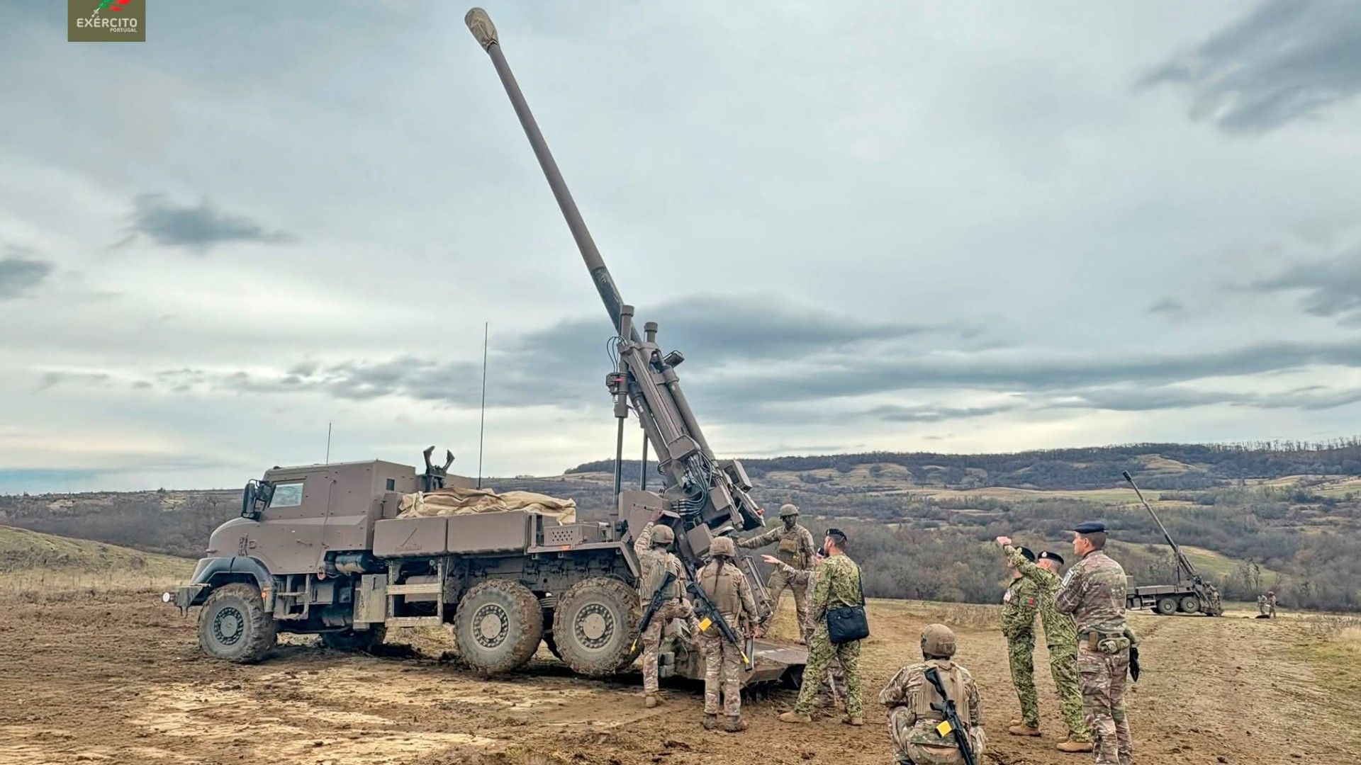 France targets €100 billion for defence