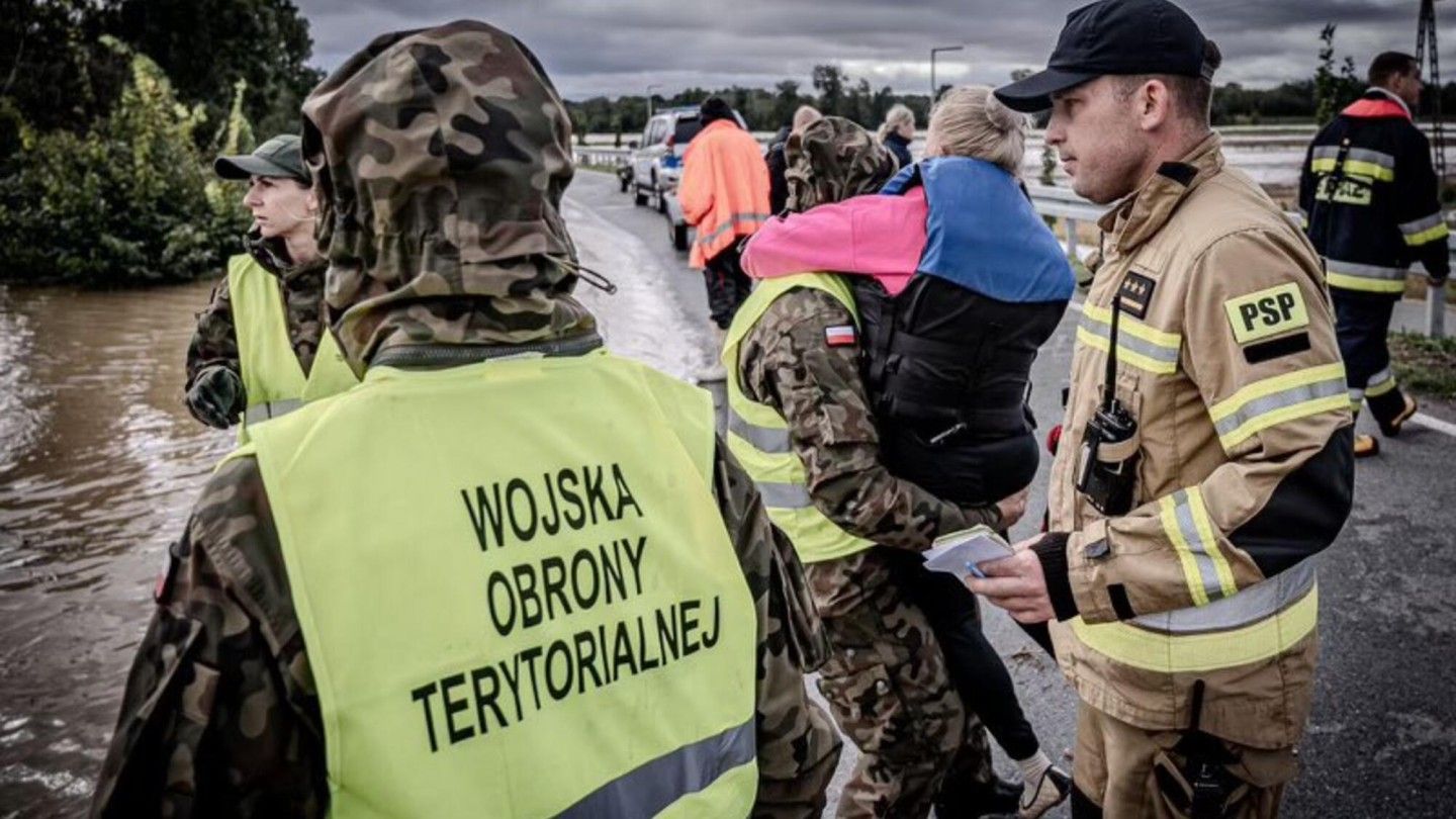 Is Poland ready to evacuate its population? RCB director: documentation ...