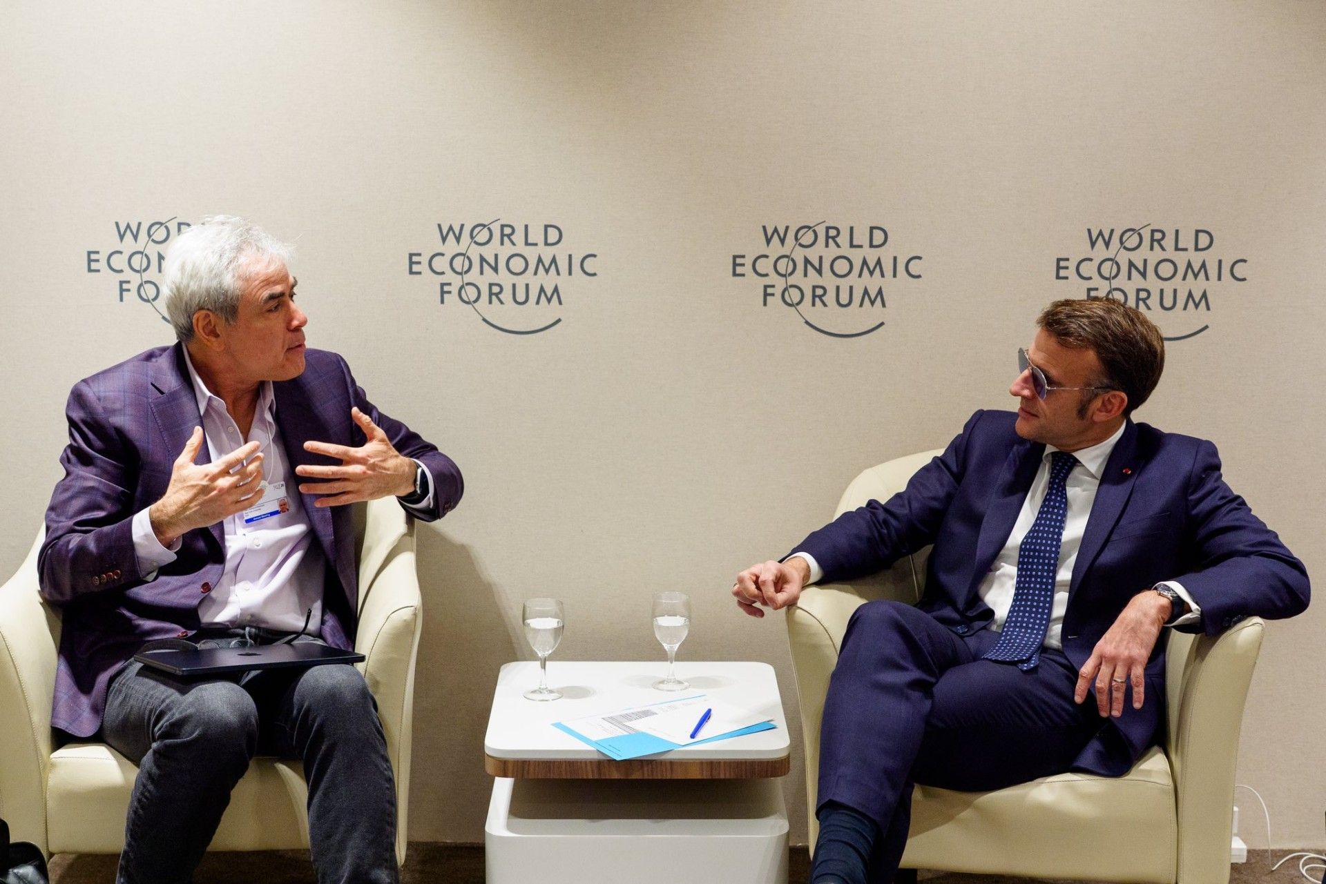 Francja przeprowadziła abordaż na tankowiec „floty cienii”. Statek ...